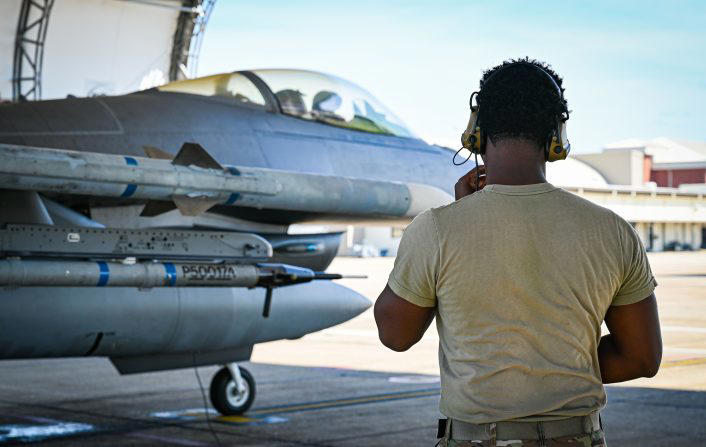 A Close Look at the New EW System Which Will Protect U.S. F-16s