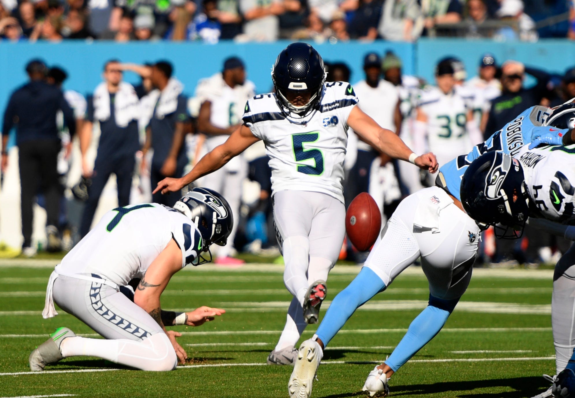 Jason Myers, Cameron Dicker honored by NFL for Week 15 performances