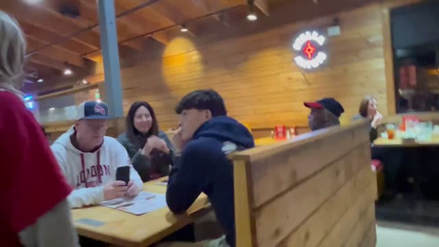 Teen masquerades as a waitress to surprise her long-distance boyfriend