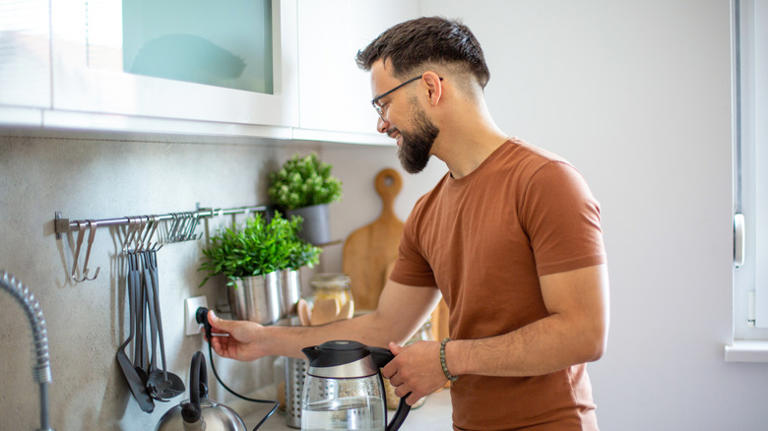 The Safety Rules To Know Before Using Extension Cords In Your Kitchen