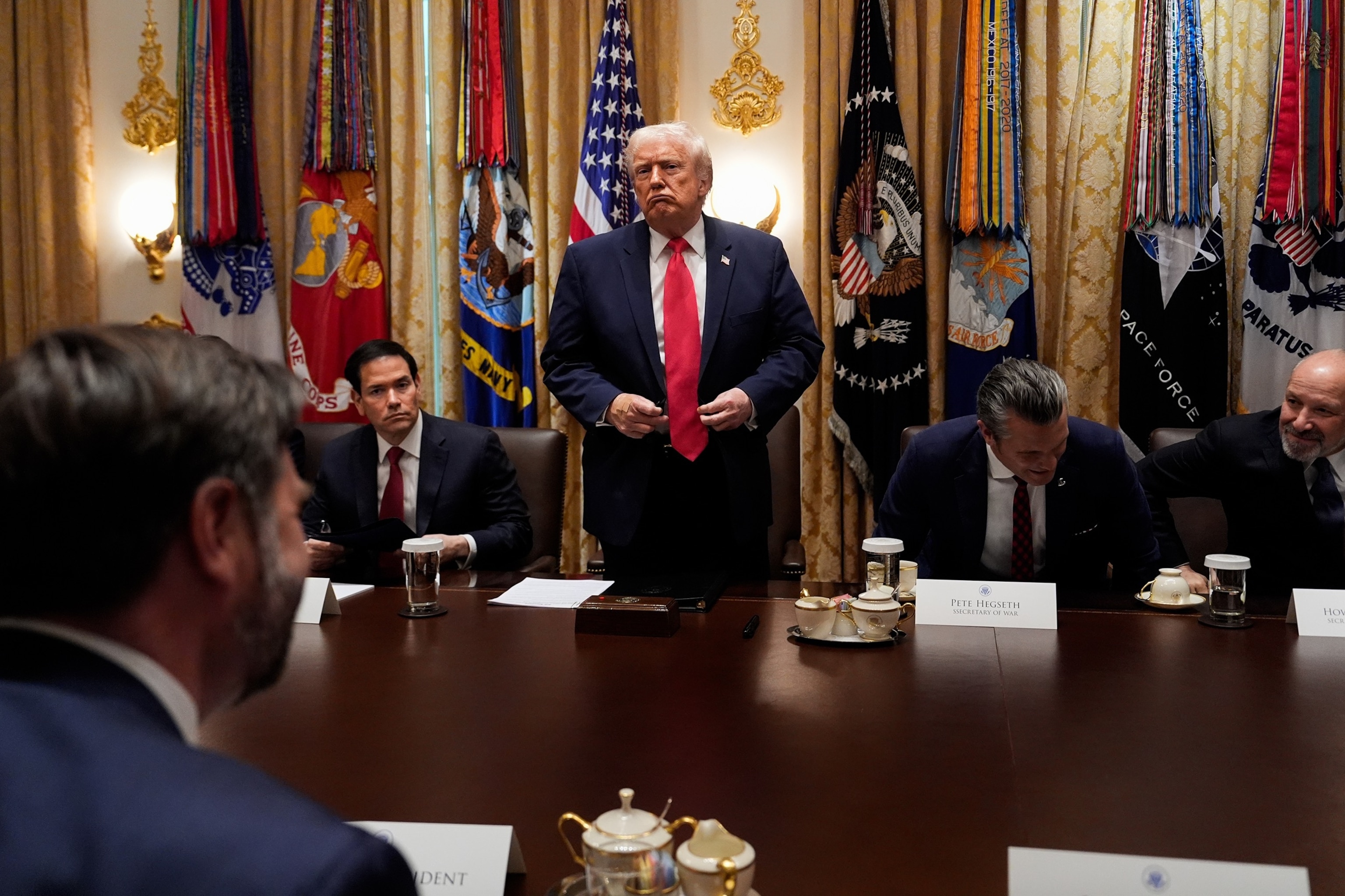 Trump describes Somali immigrants as 'garbage' amid feud with Minnesota ...