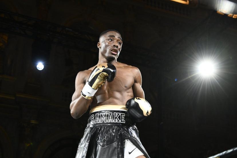 Bakary Samake s'engage avec le promoteur anglais Frank Warren