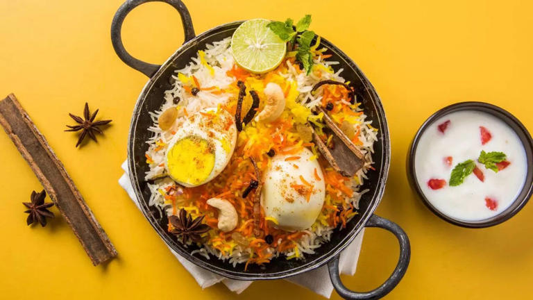 From egg biryani to paneer stew: 7 under 15-minute dishes that can be ...