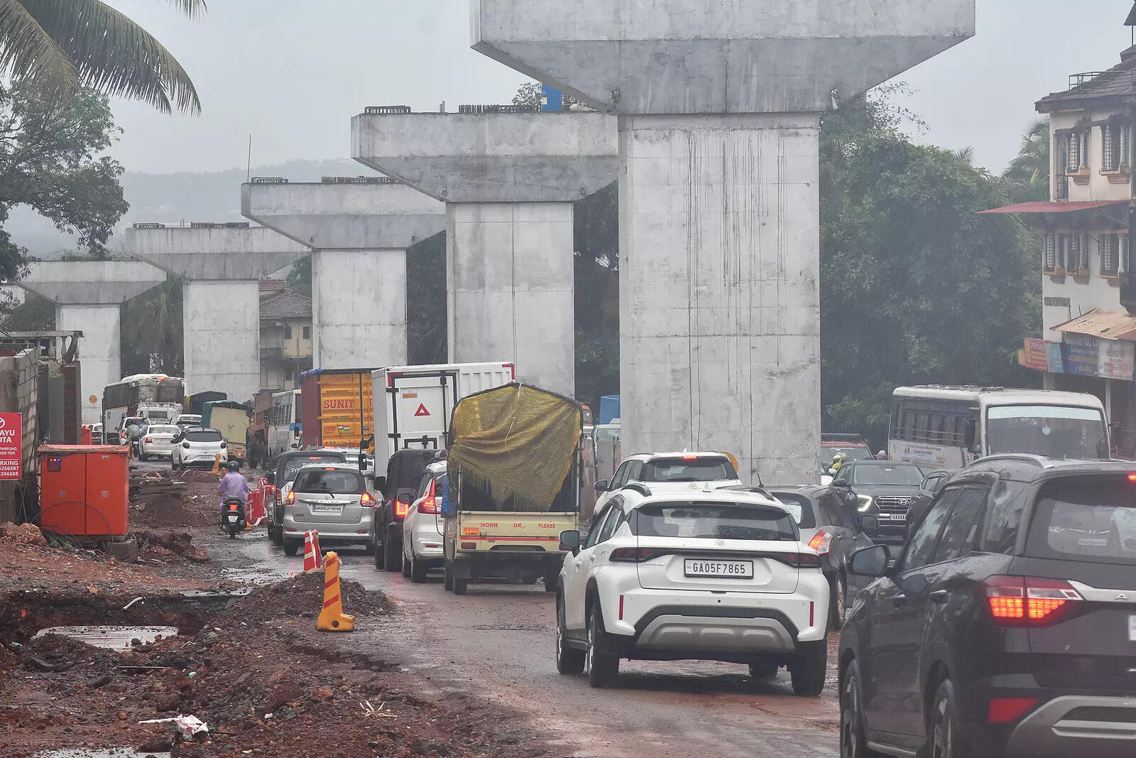 Porvorim elevated corridor delayed due to traffic diversion issues: PWD ...