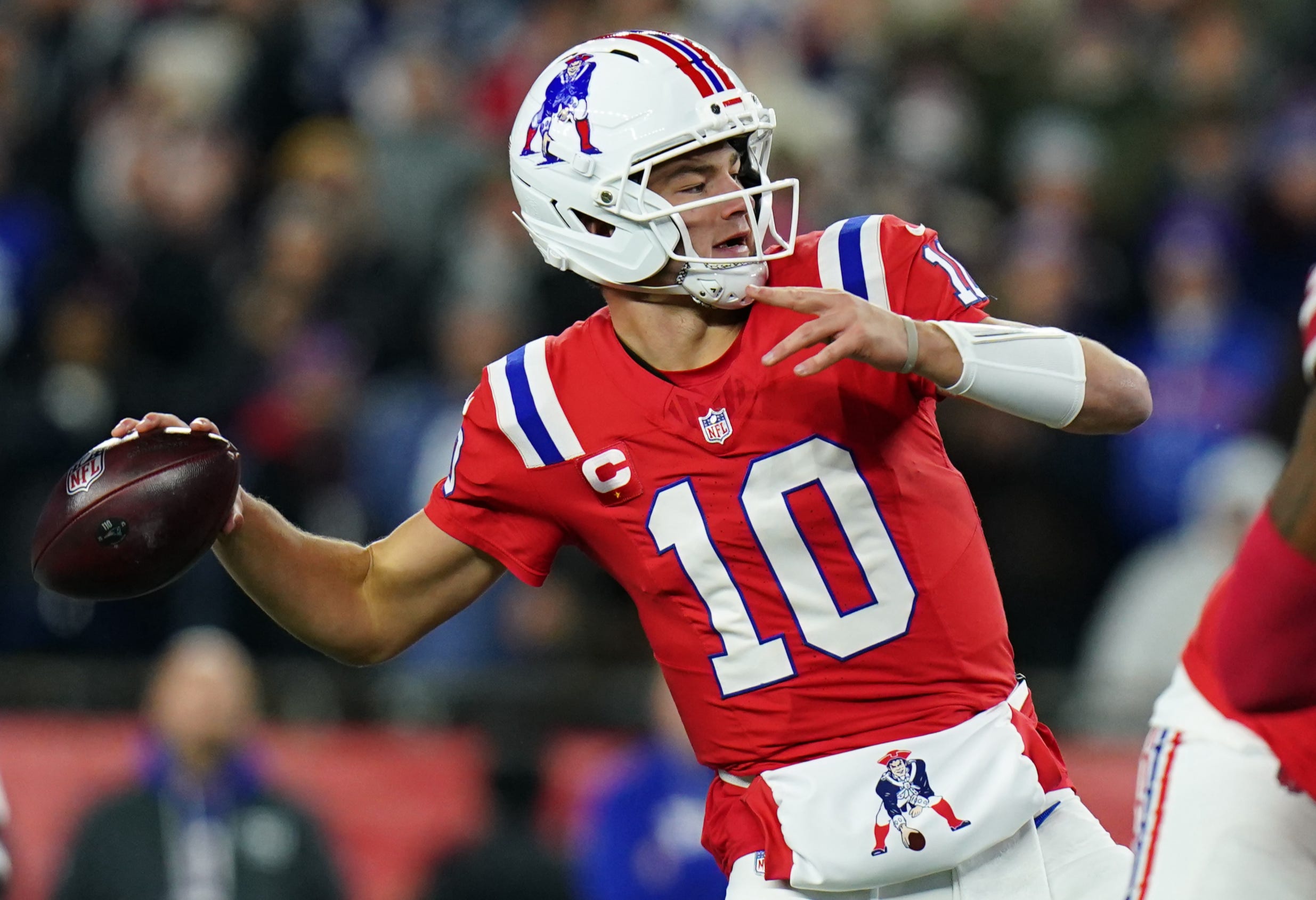 Best and worst offensive PFF grades for Patriots in win over Giants