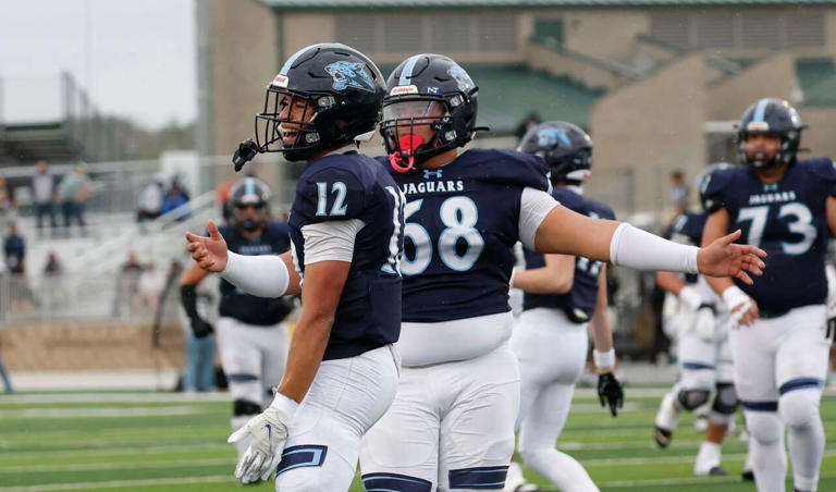 Johnson aims to turn historic season into title, but Lake Travis stands ...