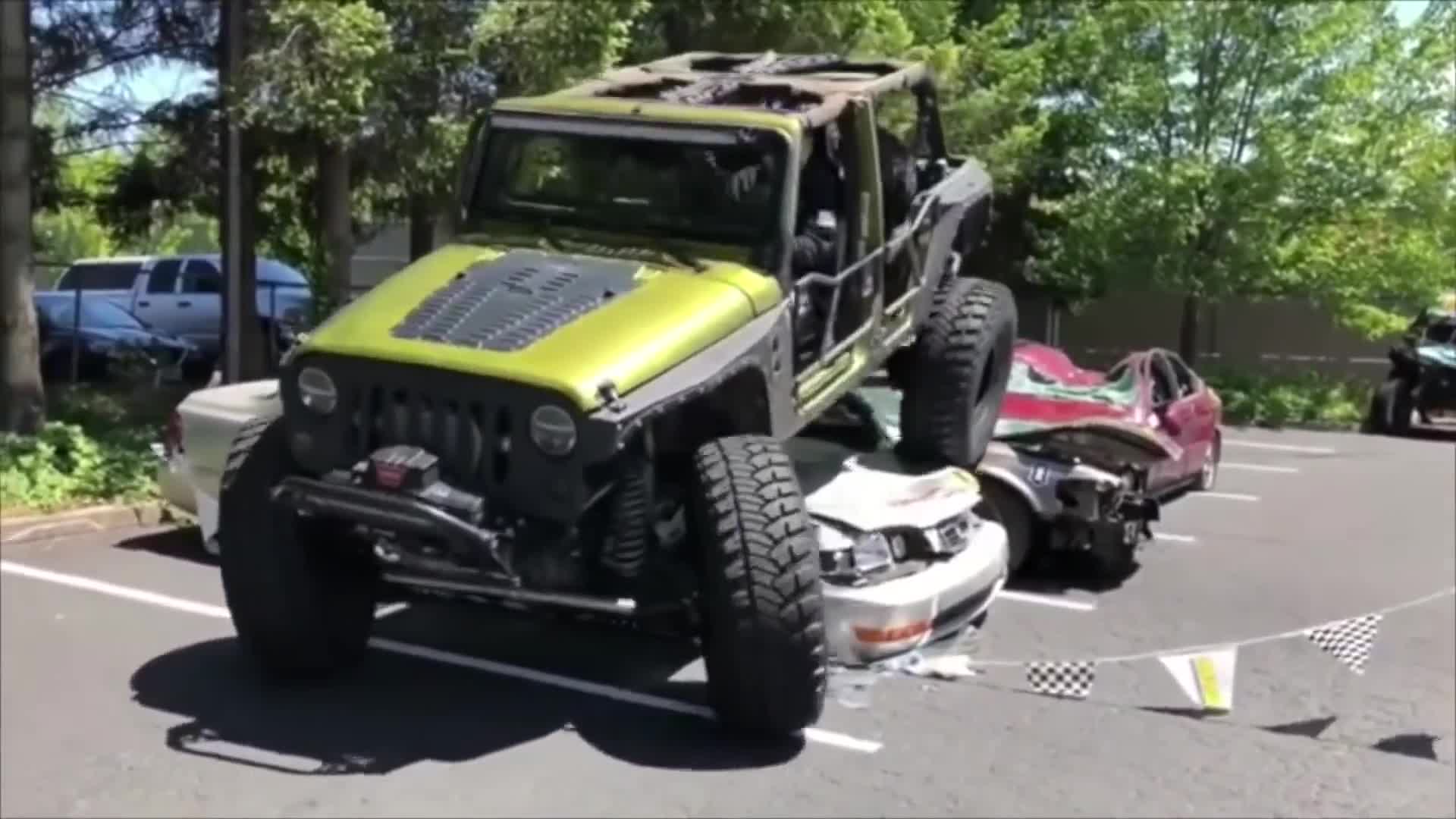 Epic off-road 4x4 fails and wins