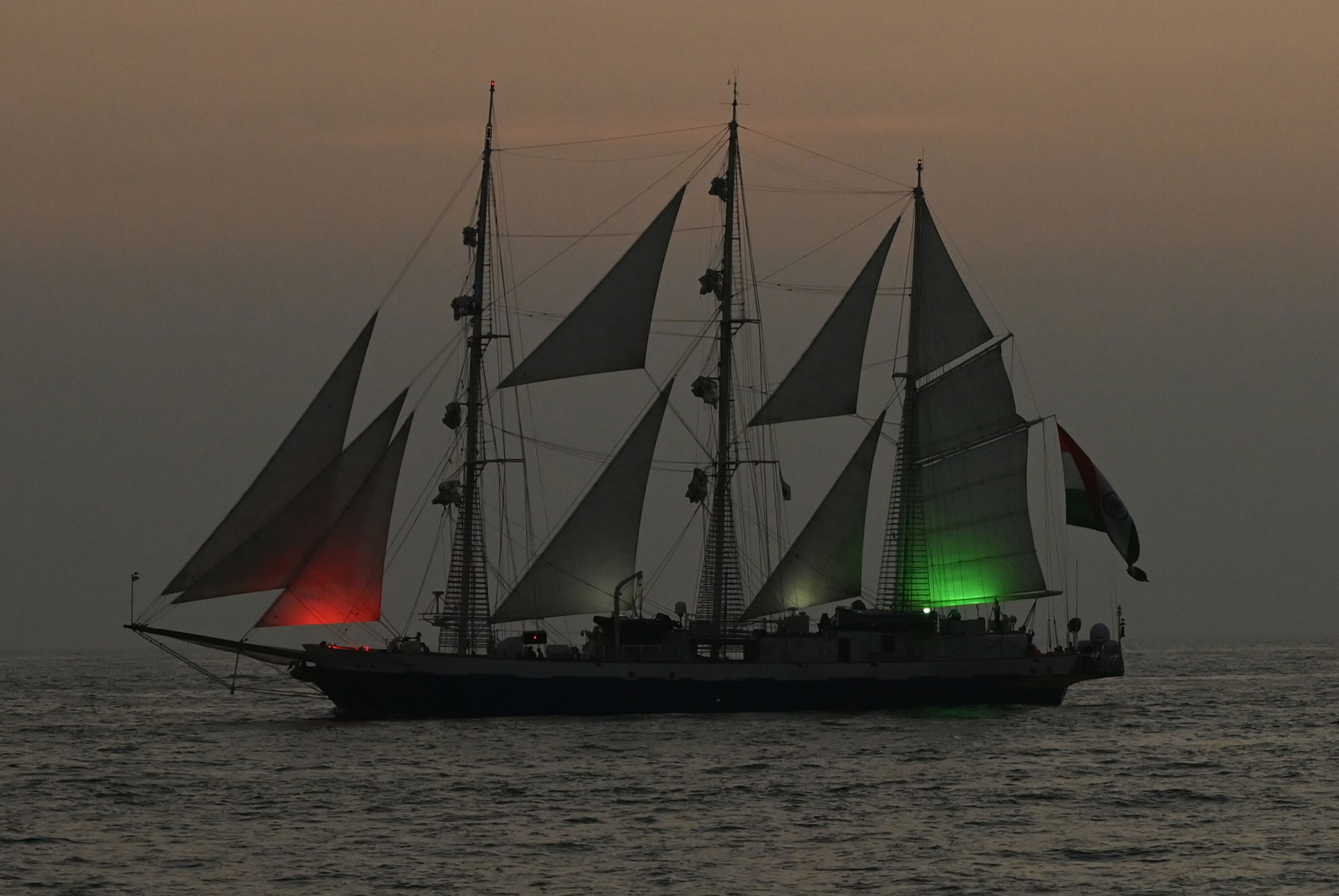 Navy showcases maritime prowess, multi-domain combat capabilities off ...