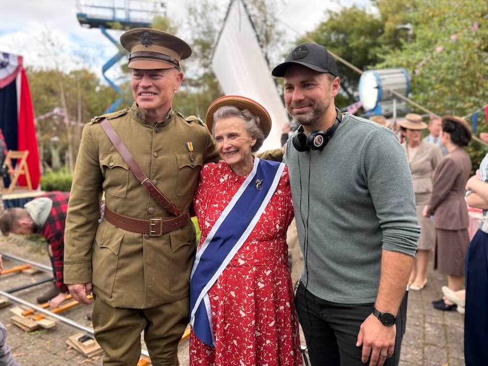 Holiday treat: Meet 'Zuzu' from 'It's a Wonderful Life' at film ...