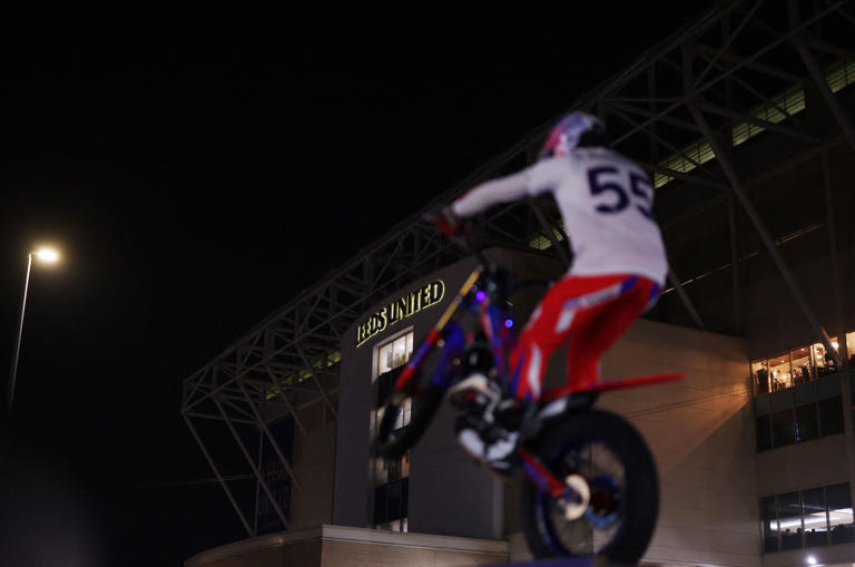 Leeds 3-1 Chelsea: Blues head home empty-handed - Live