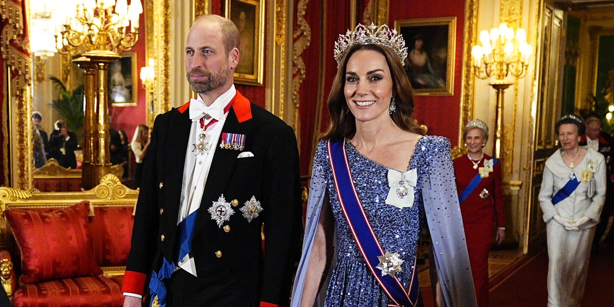 Princess Kate plays with royal protocol in a sparkly gown and her ...