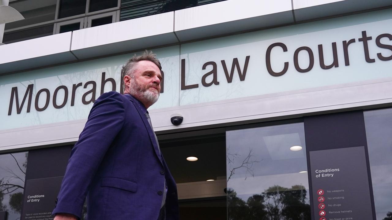 Actor to learn fate for Nazi gesture charge