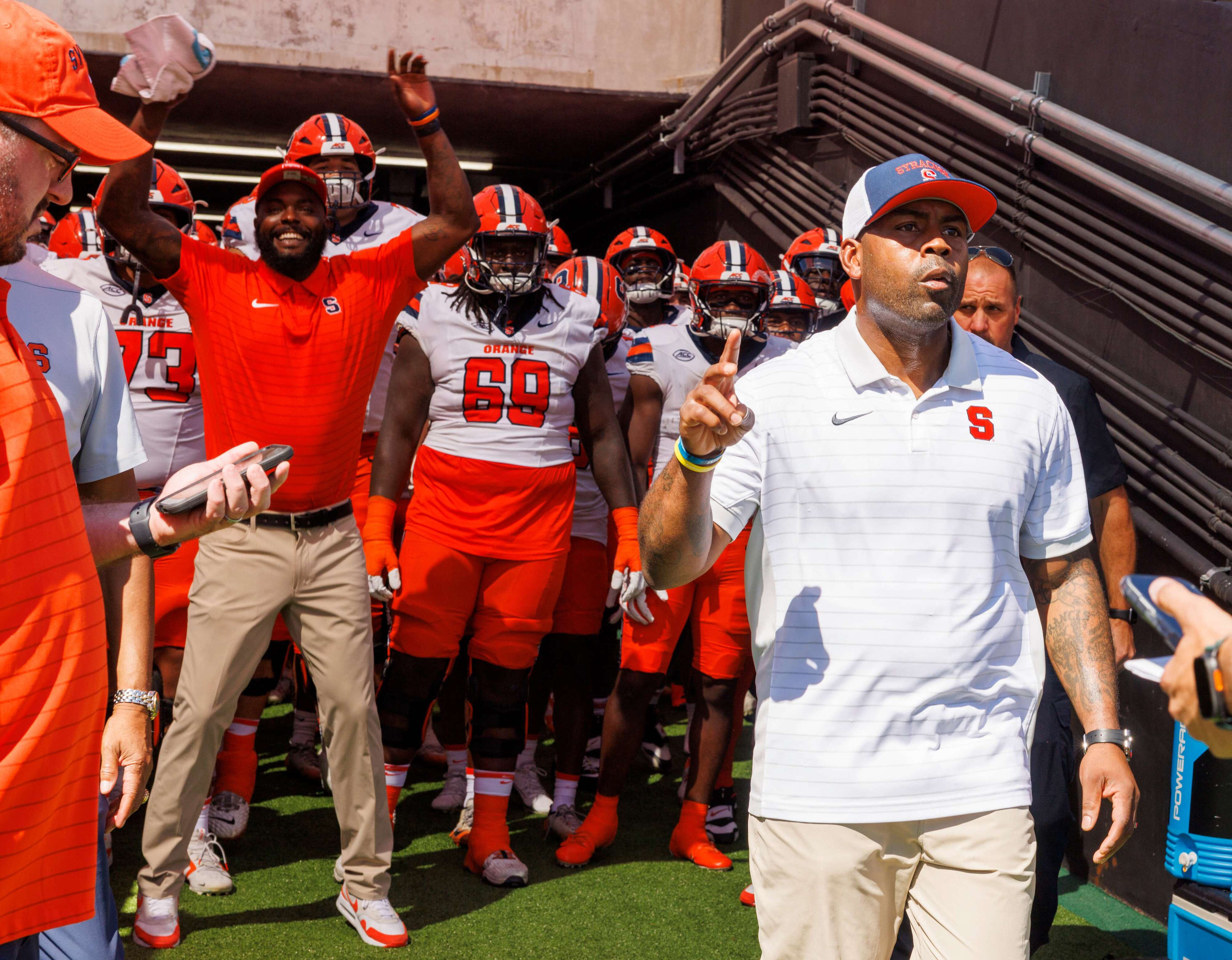 Syracuse football 2026 recruiting class: Latest signings, news on early ...