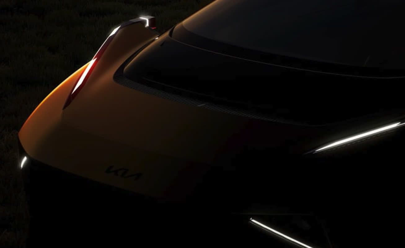 스팅어의 후속 모델 GT1&EV8 전기스포츠 세단이 출시될까?