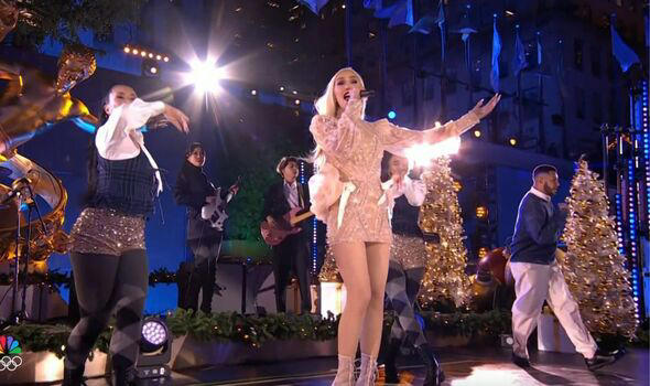 Gwen Stefani fans tell Mariah Carey to 'look out' after her NBC tree ...