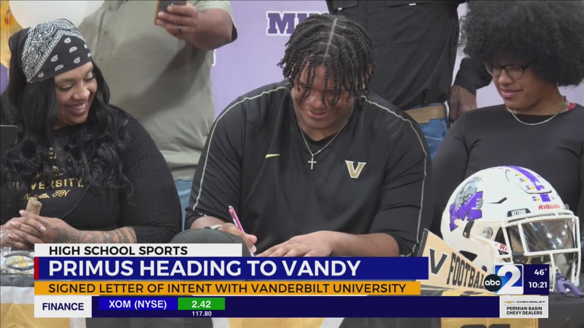 Pulelei'ite Primus officially signs with Vanderbilt University