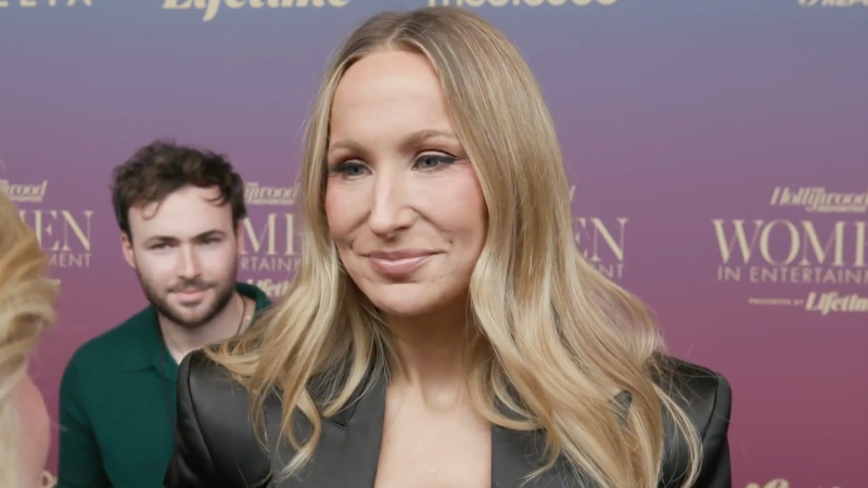 Nikki Glaser on preparing to host the Golden Globes again: "Everyone ...