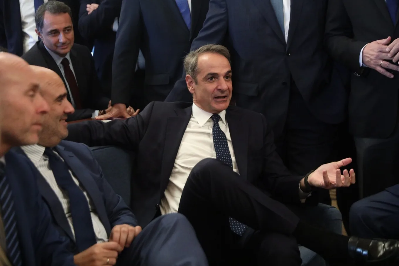 Κάνει το τραπέζι σε βουλευτές του ο Μητσοτάκης – Προϋπολογισμό και ...