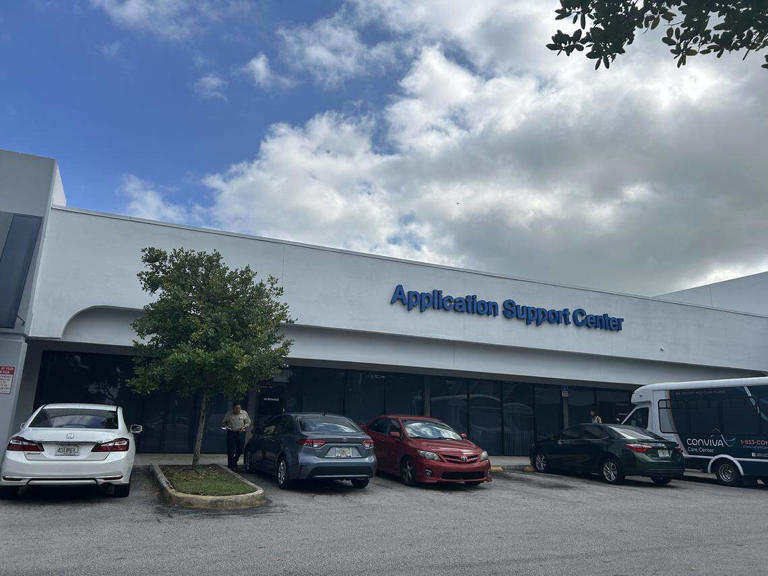 South Florida immigrants on cusp of citizenship told to wait as DHS ...