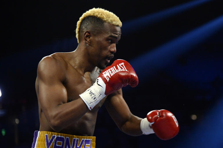 Controversial boxing champion gets failed drug test result overturned