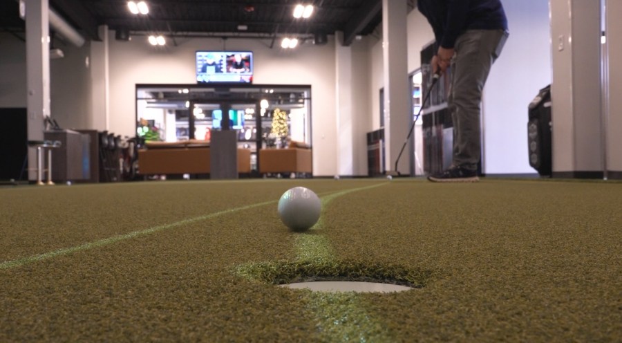 Fore! ‘Immersive’ golf simulation center and shop moves to new location ...