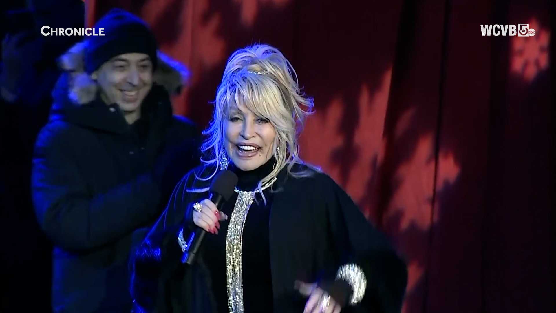 Remember this? Dolly Parton in Boston and other holiday lights top moments