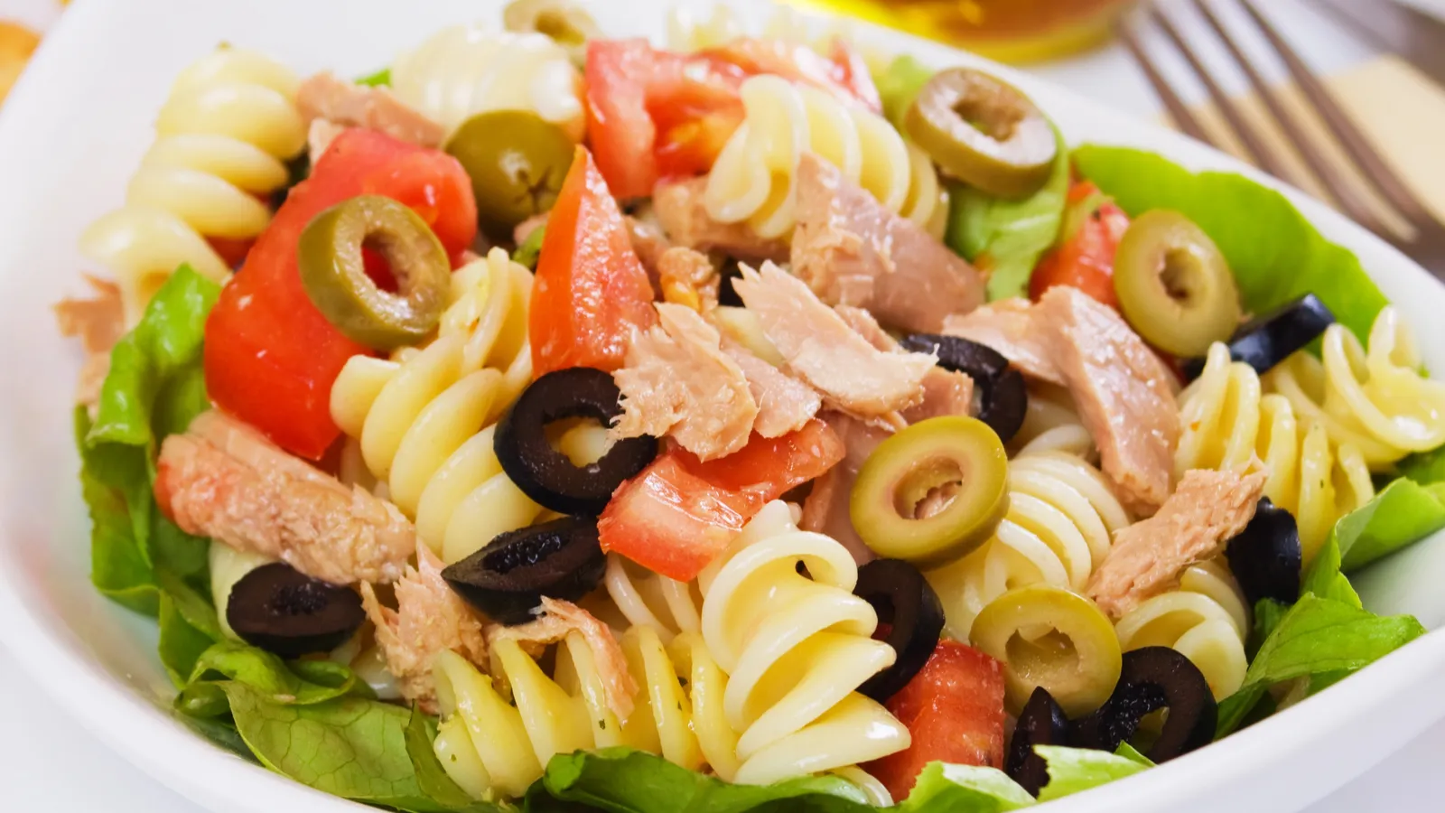 The genius way home cooks are adding crunch to classic pasta salad
