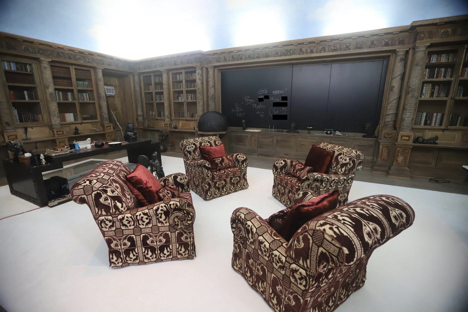 New photos and videos of Jeffrey Epstein’s island released by House ...