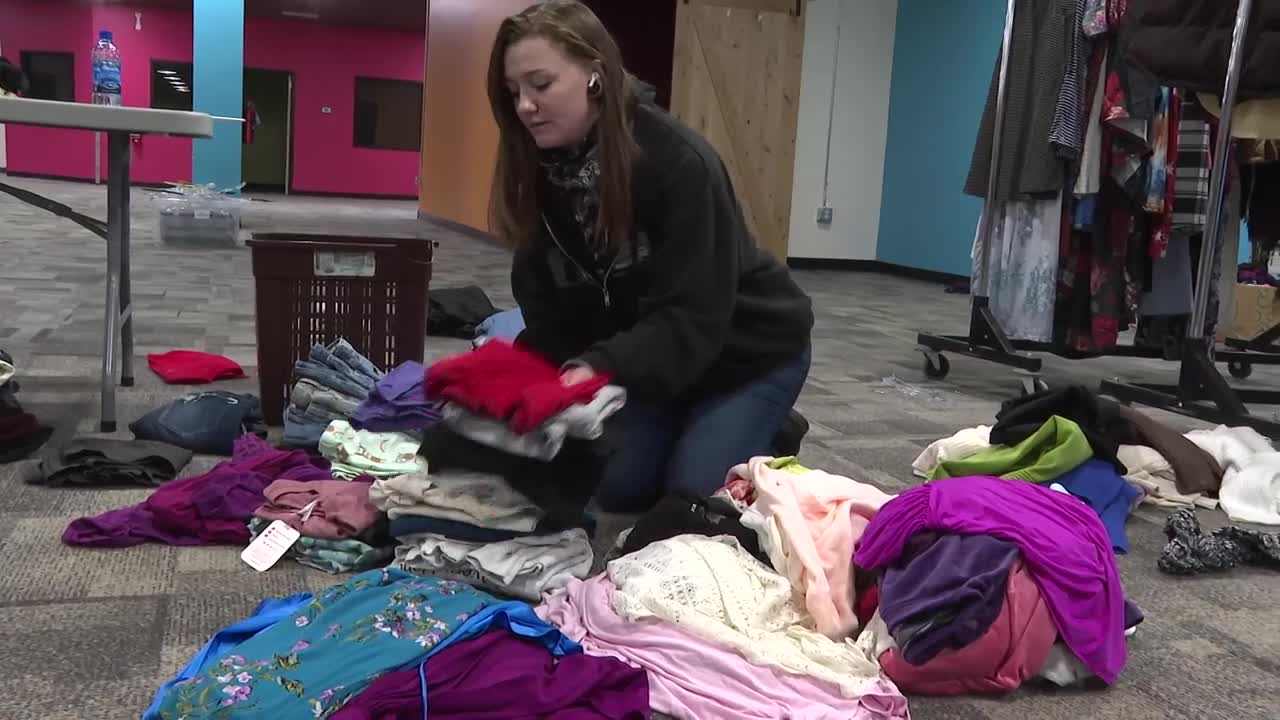 Volunteers prepare thousands of items for Butte's holiday clothing ...
