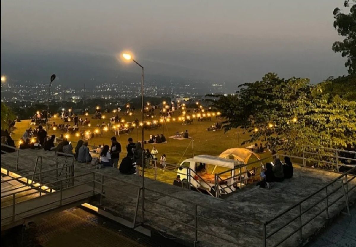 Healing tipis-tipis! Rekomendasi 3 tempat nyantai sore di Kota Batu ...