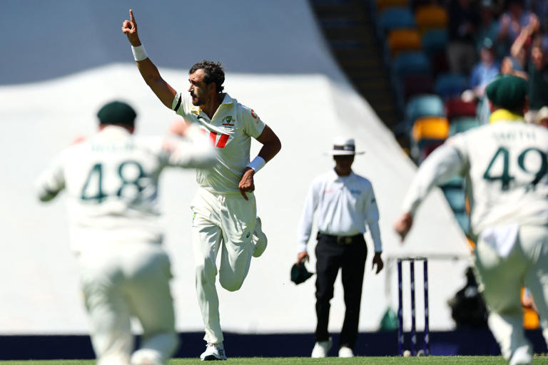 Root and Archer boost England after Starc’s pink-ball masterclass