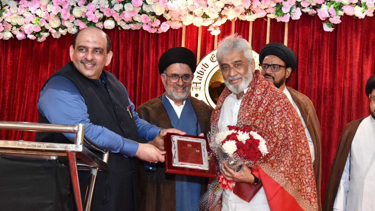 Chairman of Habib Hospital Javed Shroff gets applause from community ...