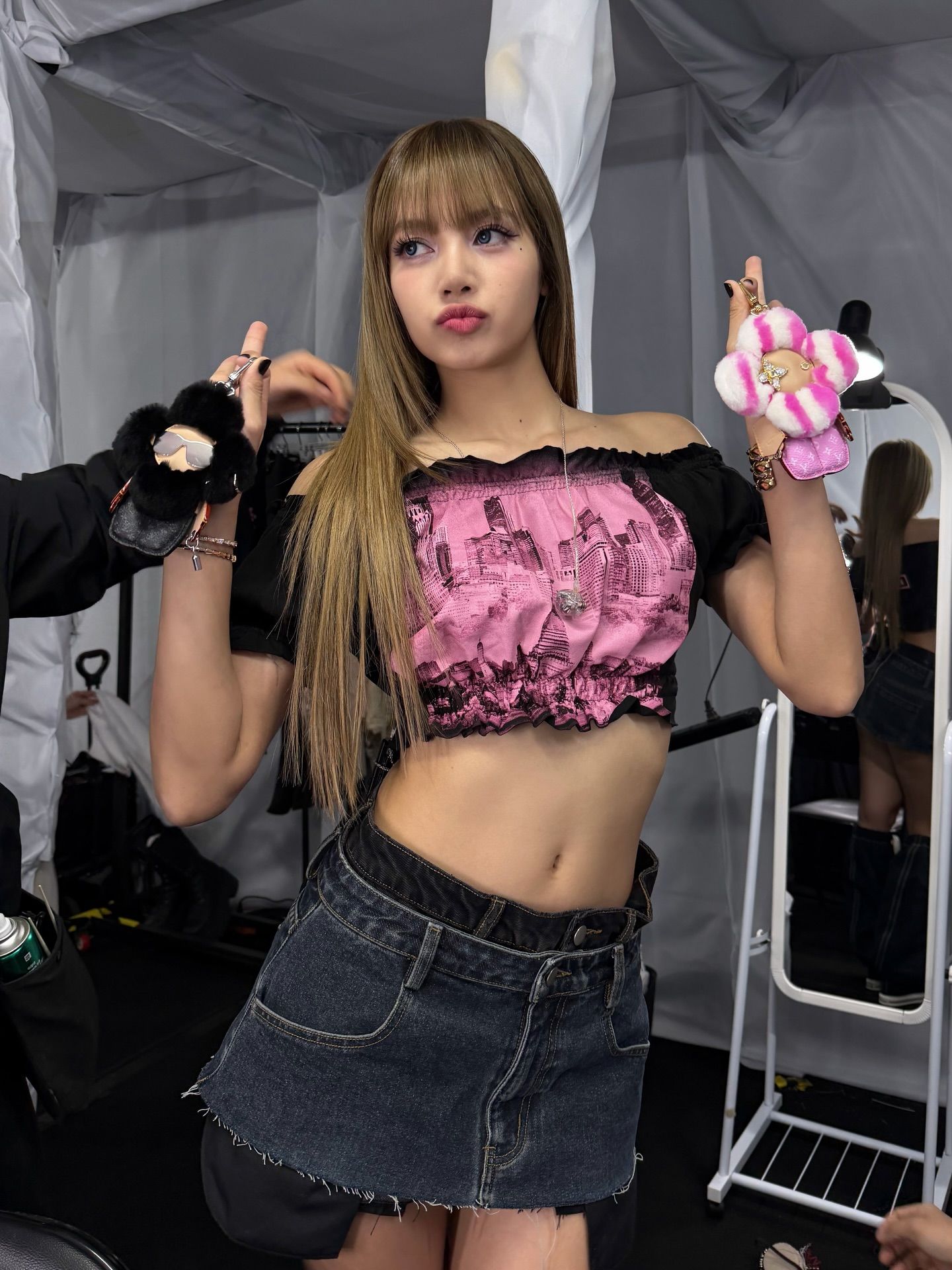 The Filipino brands behind Lisa’s looks for BLACKPINK’s DEADLINE tour