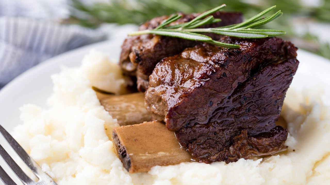 How to make slow cooker beef short ribs