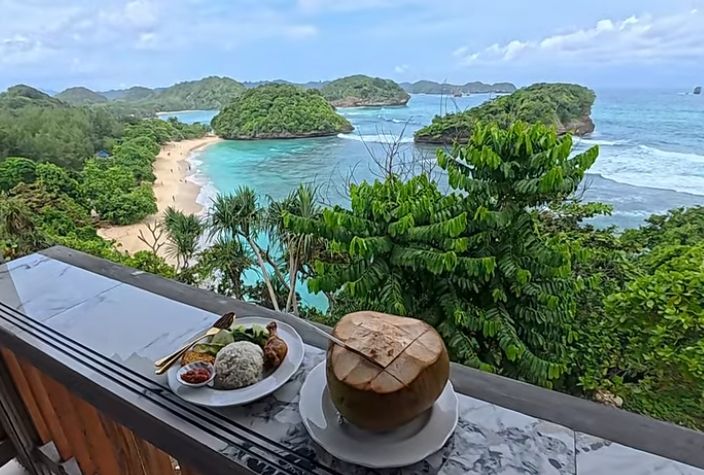 Tak perlu ke Bali! Ini spot pantai Malang Selatan terbaik, cocok untuk ...
