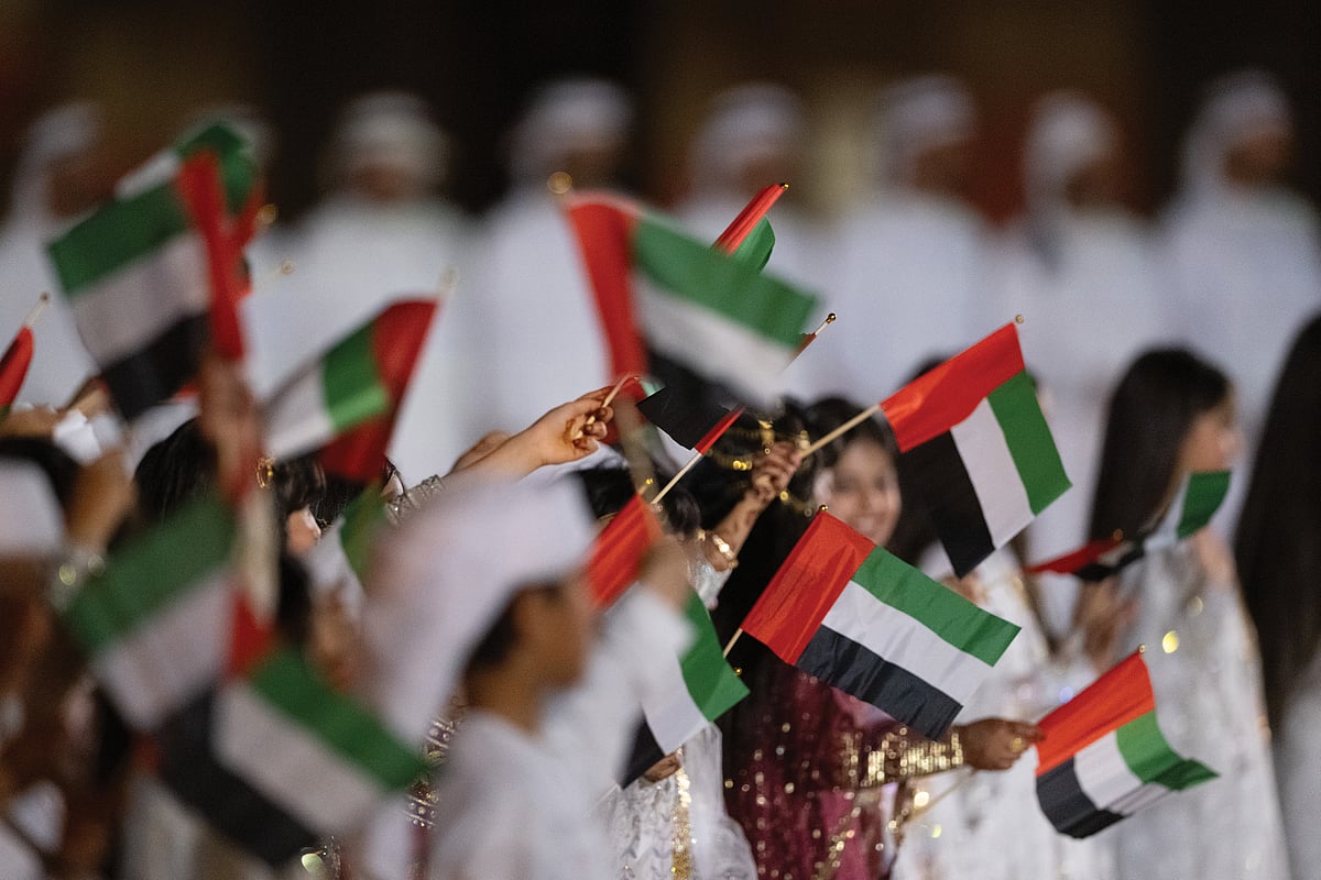 Fireworks and heritage shine at Al Dhafra Fort’s Eid Al Etihad festivities