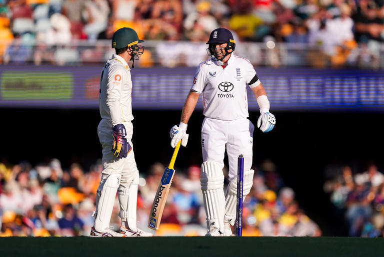 Root and Archer boost England after Starc’s pink-ball masterclass