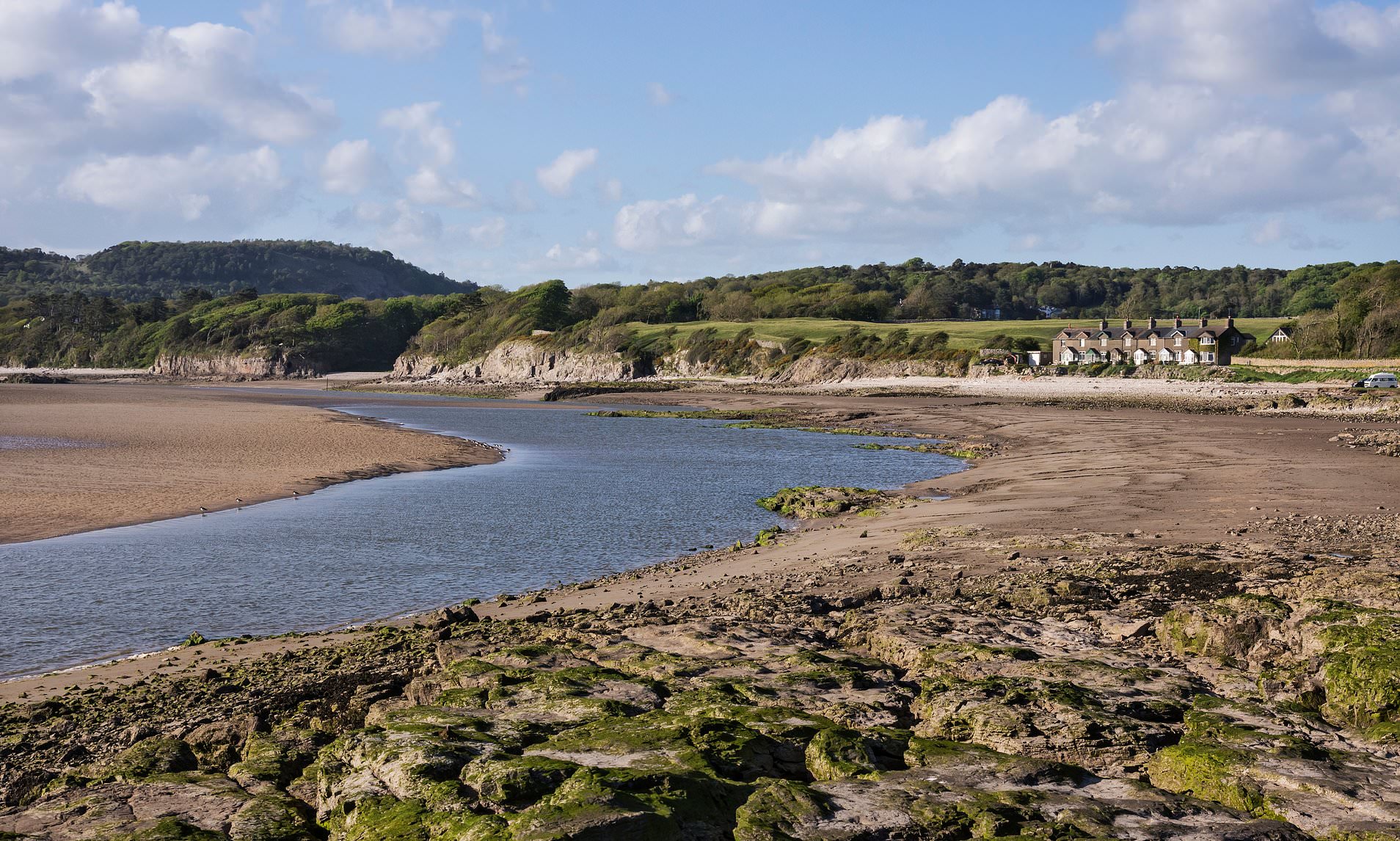 Earthquake hits England in early hours with thousands woken up by 3.3 ...