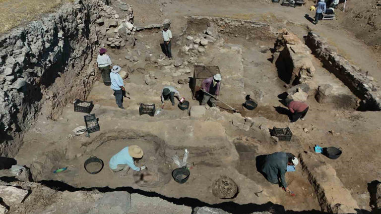 Kültepe’de mozaik heyecanı