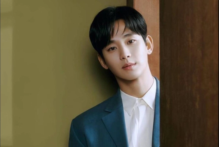 Đến lượt gia đình Kim Sae Ron và Kim Soo Hyun nổ ra khẩu chiến