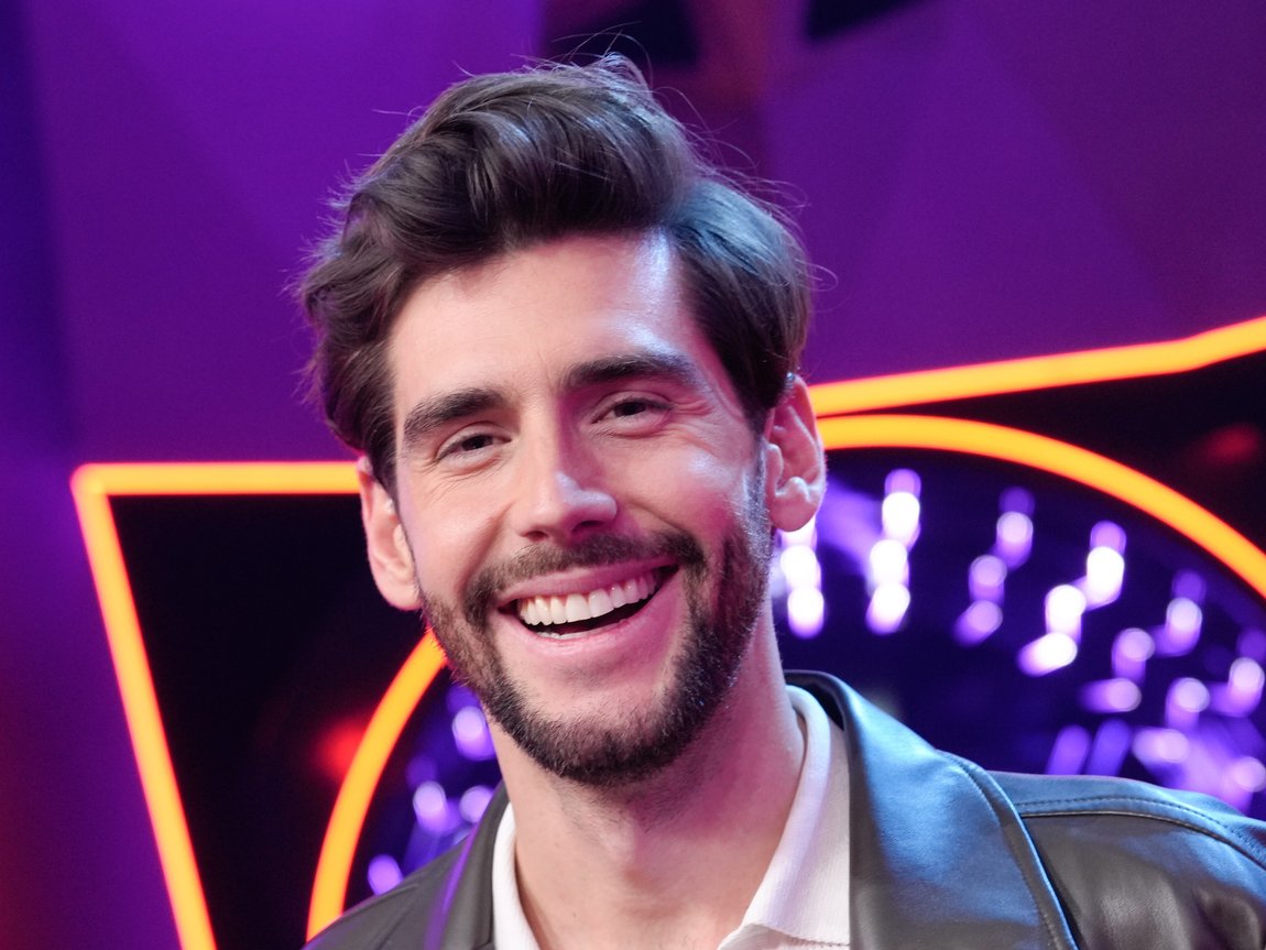 The Masked Singer: Álvaro Soler joins guessing panel for semifinals