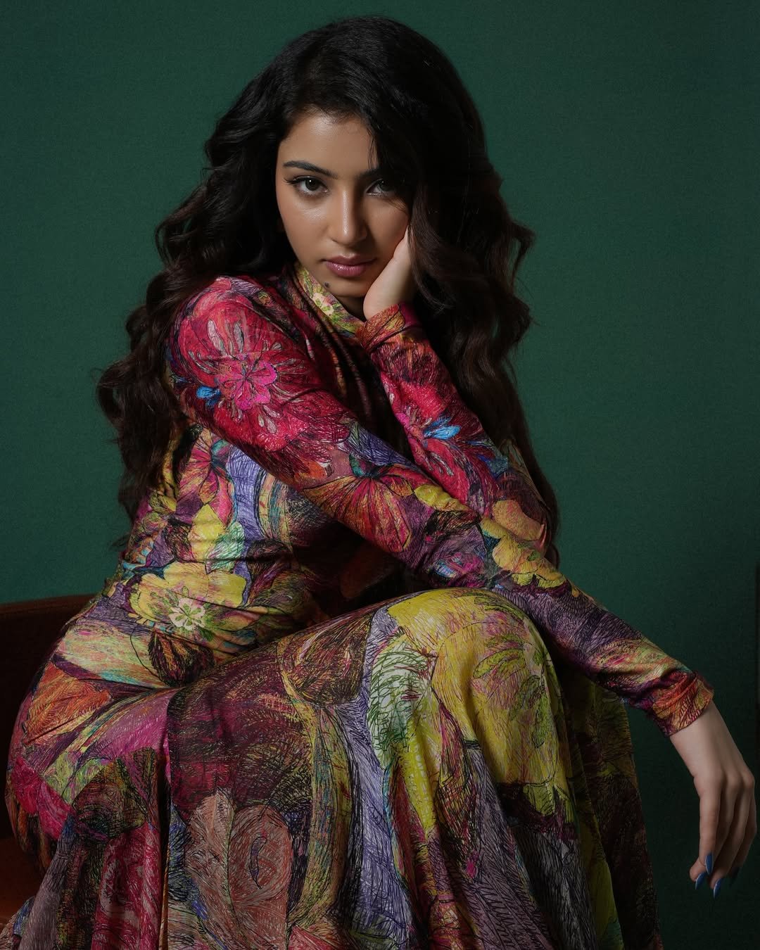 Photos: Dhurandhar actress Sara Arjun showed her gorgeous look in a ...