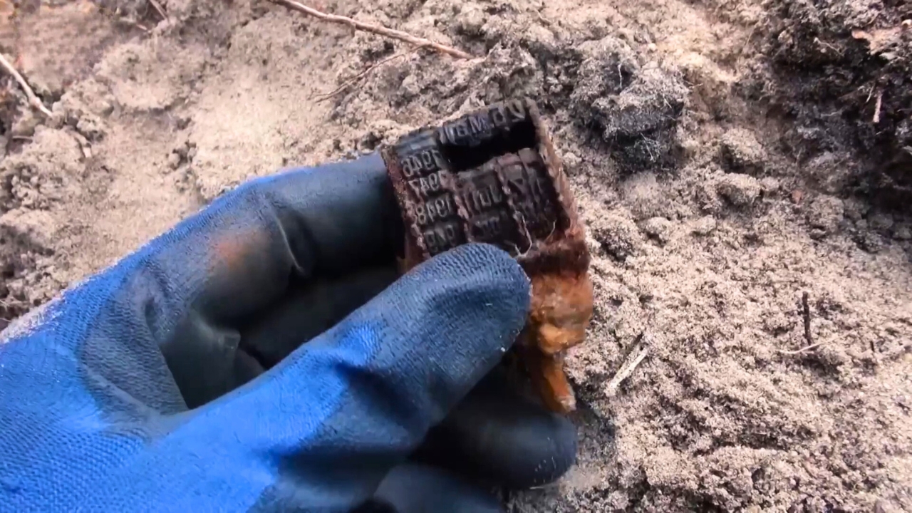 Time capsule foxhole of the 712th Division on the Eastern Front