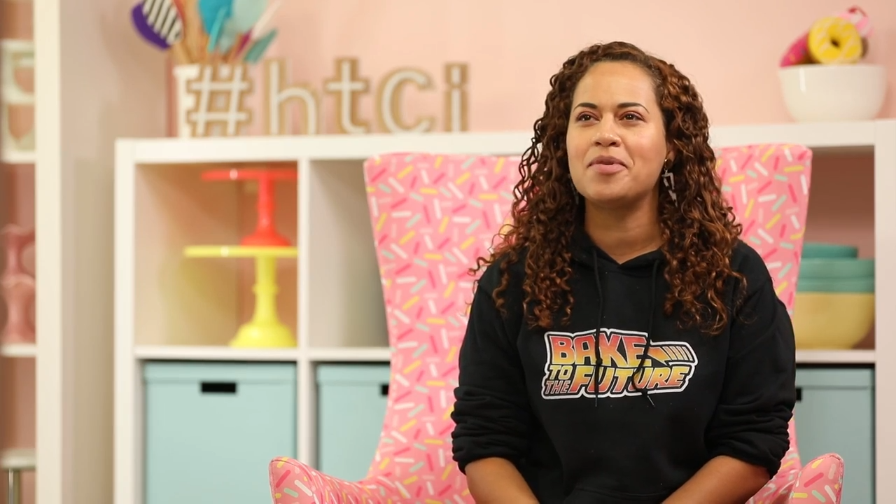 The mind-blowing galaxy cake technique that only pros pull off