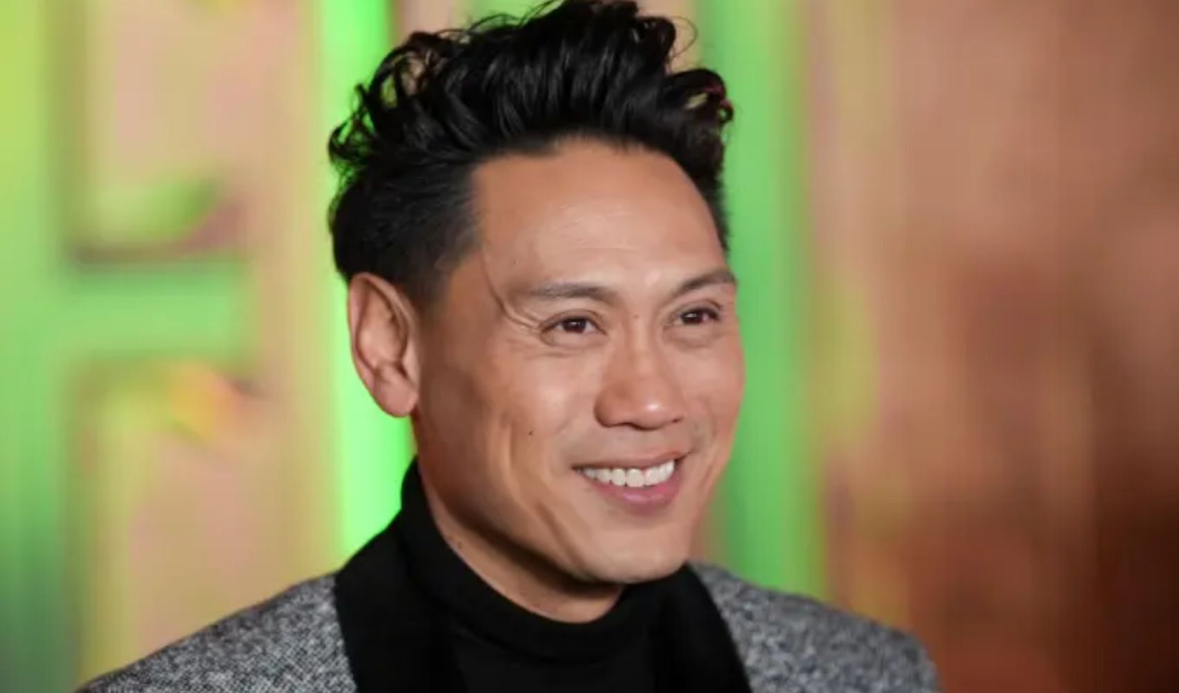 El director Jon M Chu firma un acuerdo exclusivo de cine y TV con Paramount