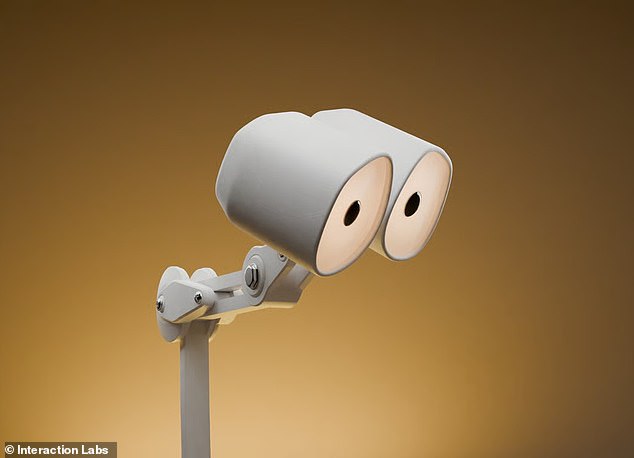 The real-life Pixar lamp! Adorable desk robot can talk and move like ...
