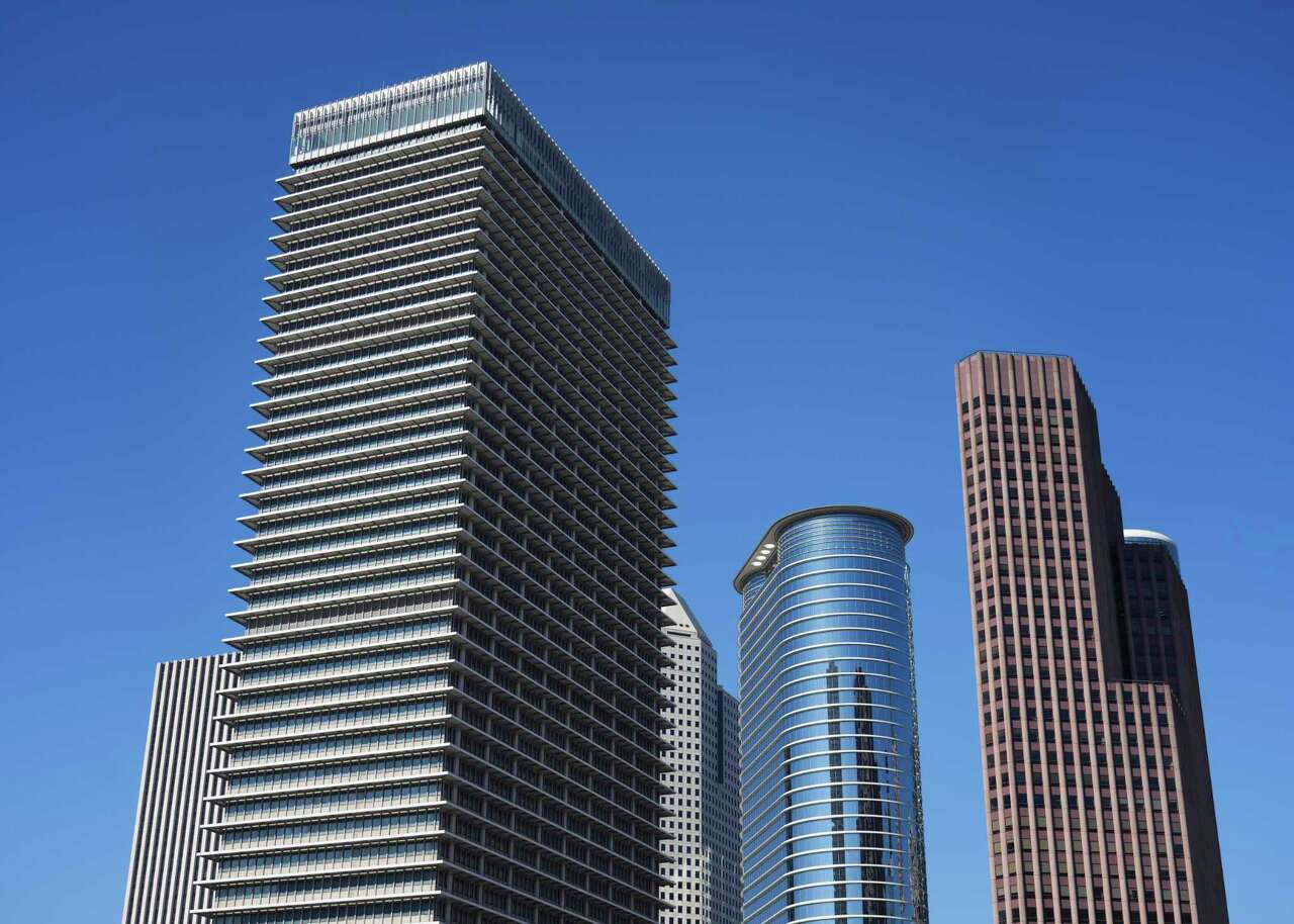 Last-minute deal spares downtown Houston's historic Exxon-Humble tower ...