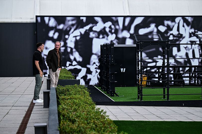 PIF in talks over huge £200m deal that could solve Newcastle United's ...