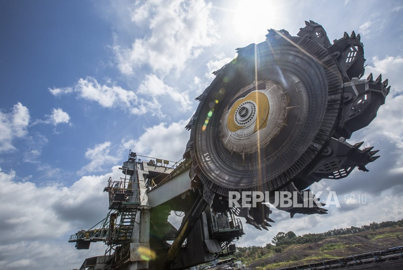 Hilirisasi batu bara dipercepat, MIND ID–Pertamina dorong kemandirian ...