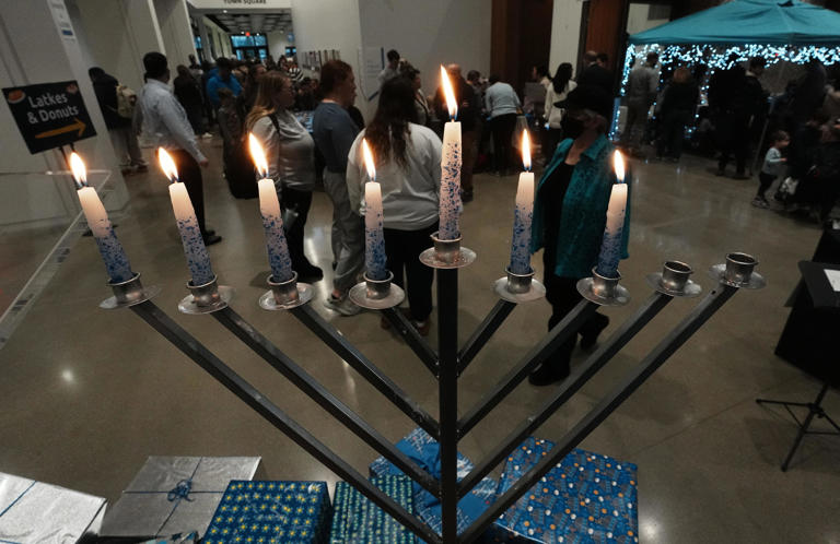 Hanukkah is here! When did 2025 Jewish holiday start? What is its meaning?